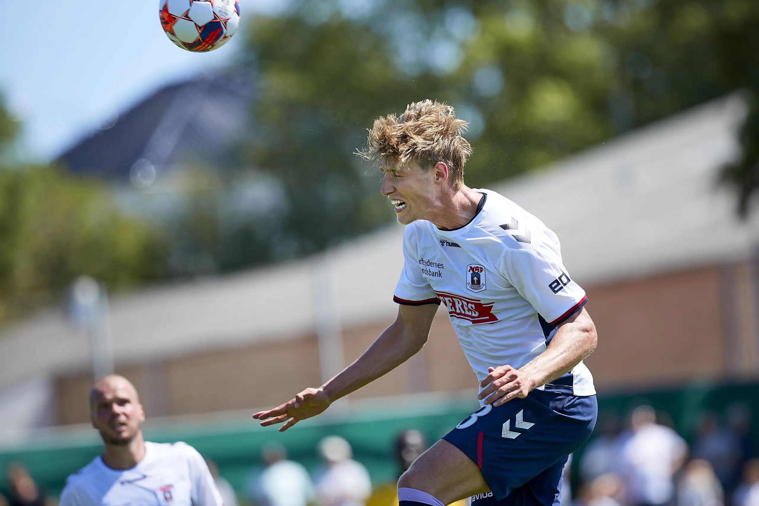 VARM TESTKAMP MED ENDNU EN SEJR