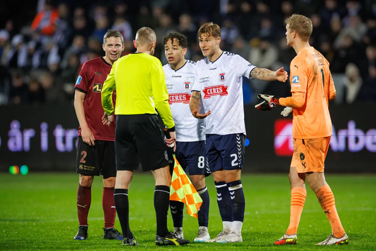 DRAMATISK AFTEN I CERES PARK ENDTE MED NEDERLAG