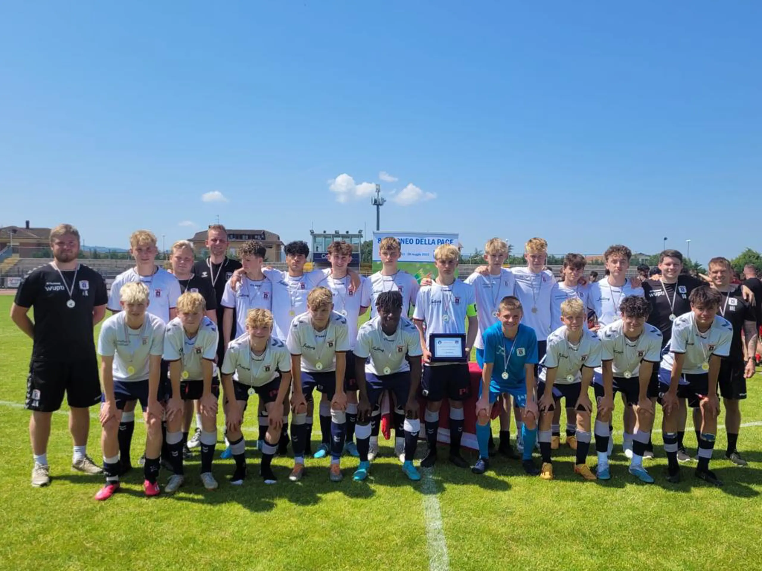 ONSDAG ER STORE POKALDAG FOR YOUNG GUNS