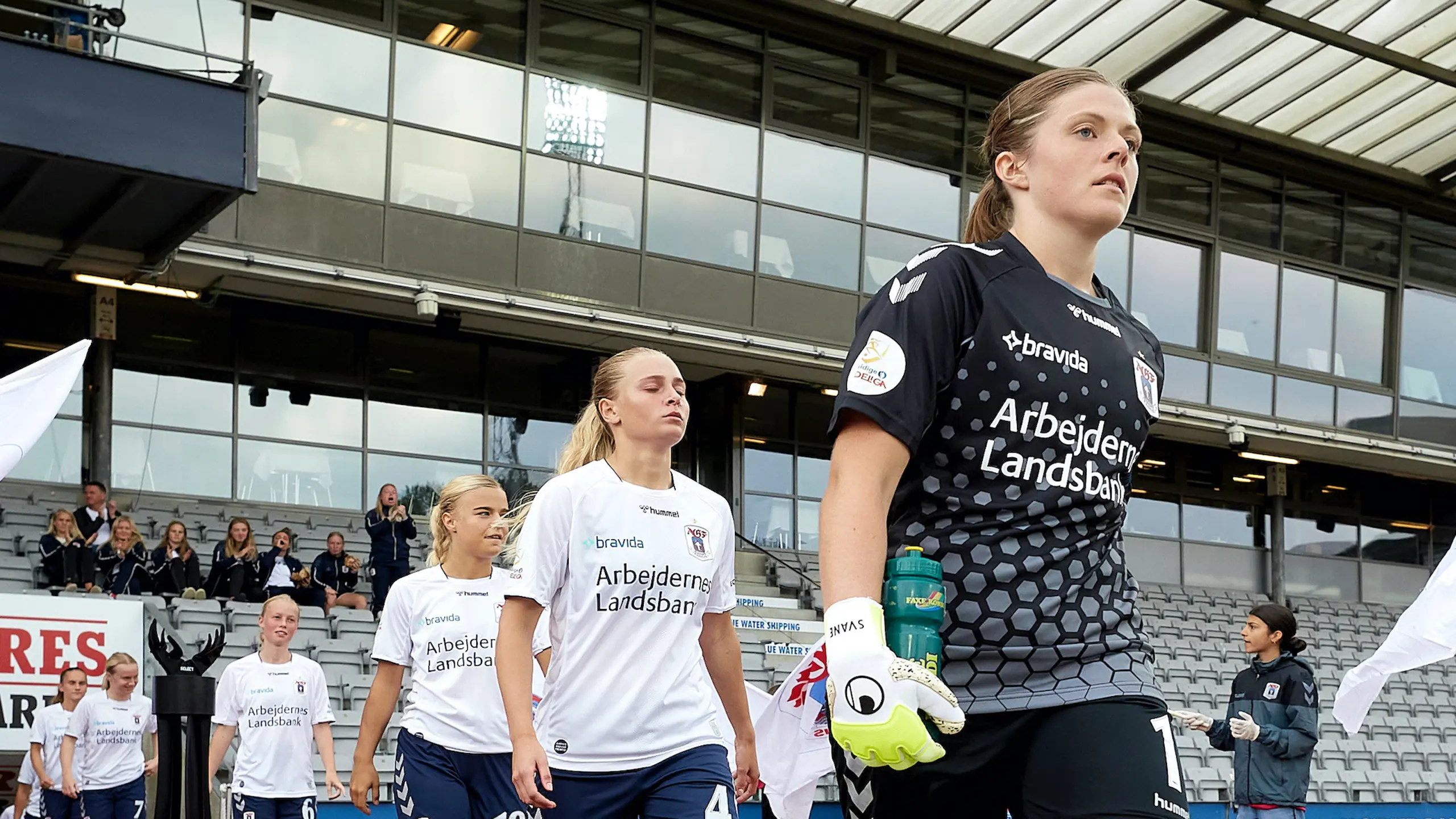 KATRINE SVANE UDTAGET TIL LANDSHOLDET