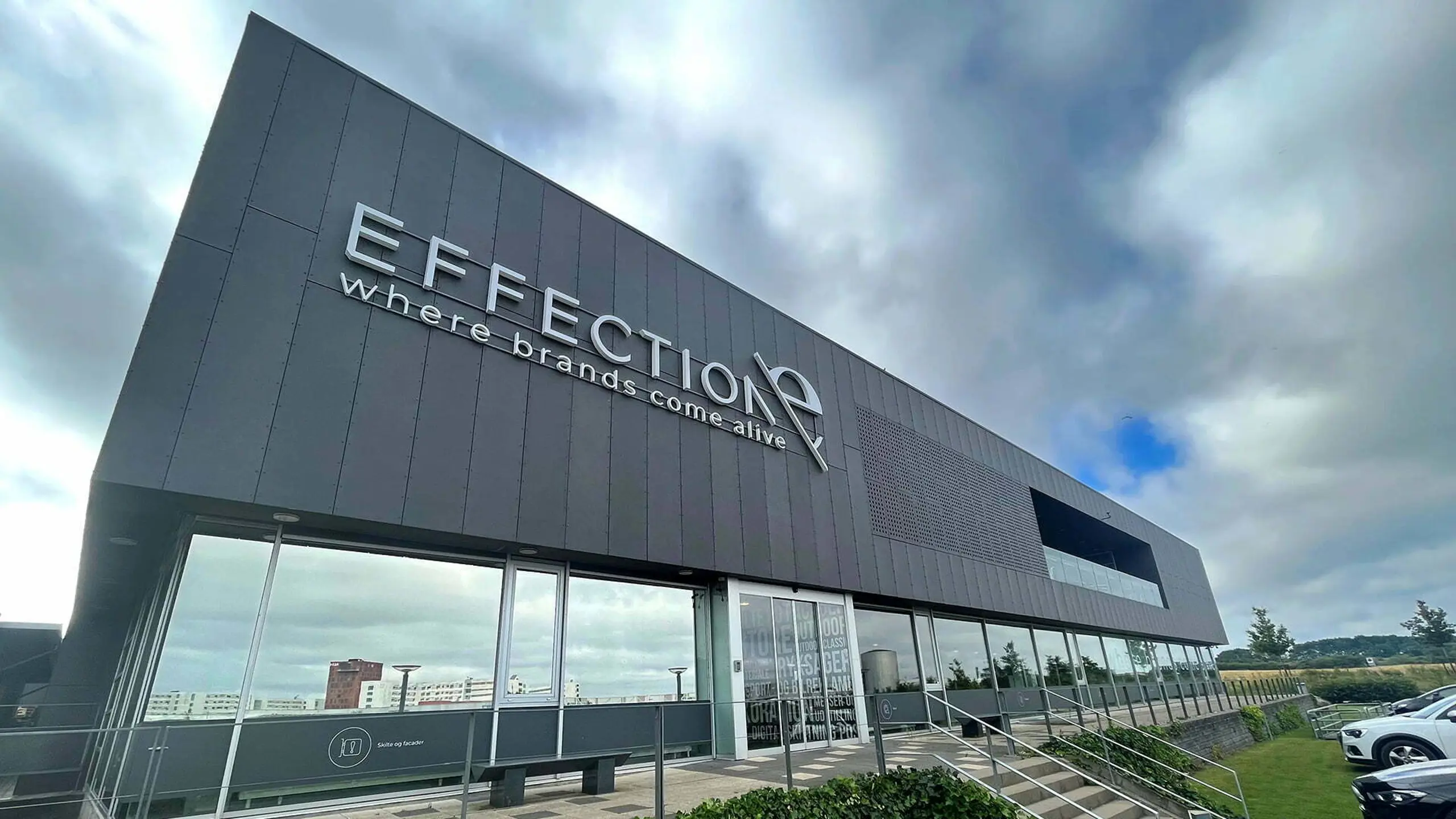 VELKOMMEN TIL EFFECTION