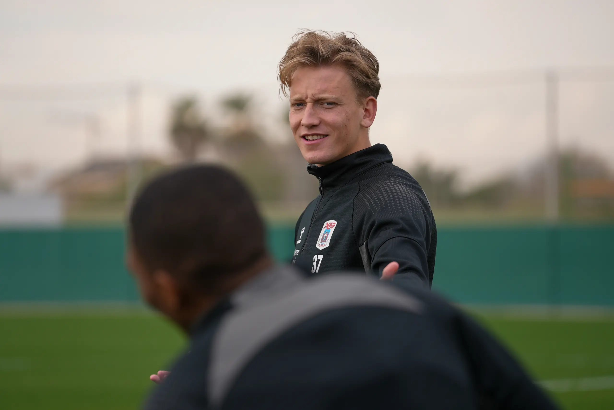 TV: HAUSNER SIGER FARVEL