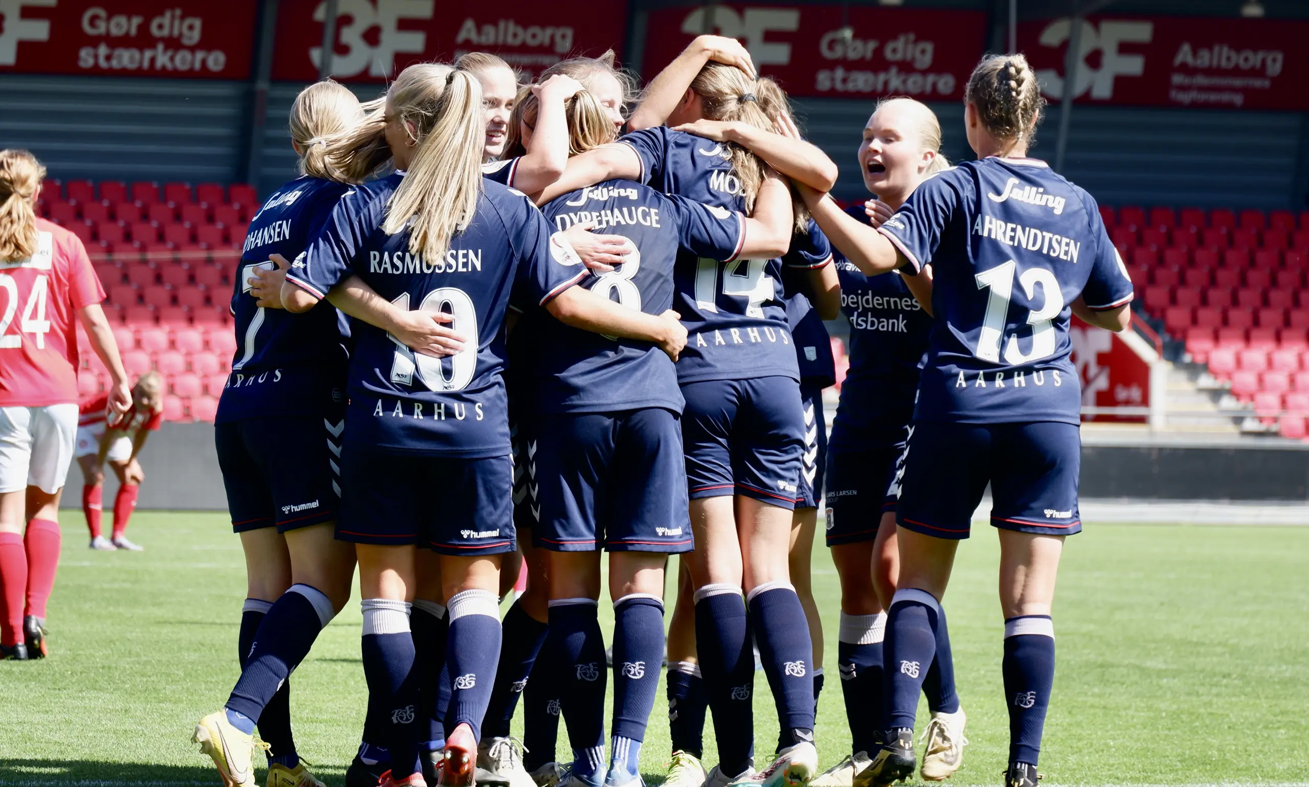 AGF KVINDEFODBOLD: TILBAGE MED GODE MINDER