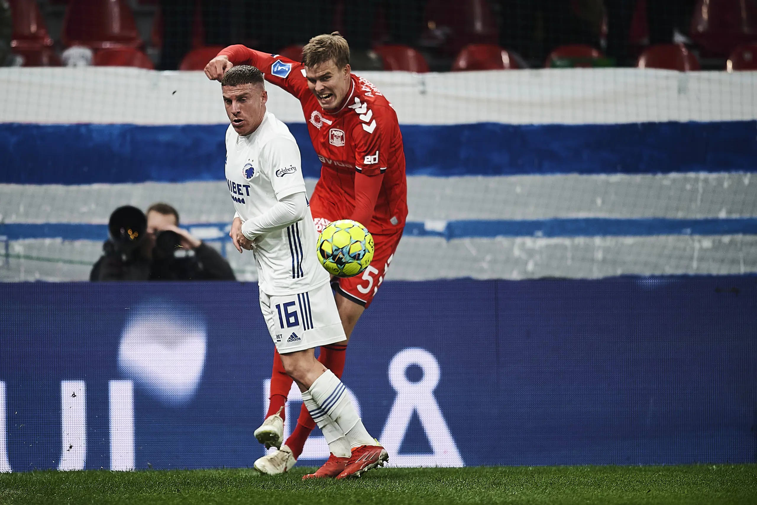 FOKUS PÅ SØNDAG: ET ROBUST AGF-HOLD TAGER TIL PARKEN