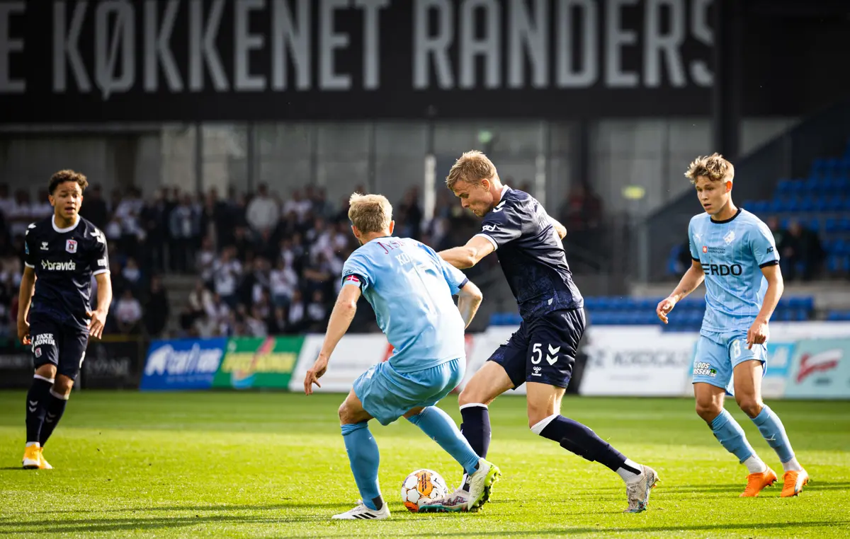 INDEN MANDAG: - DET BLIVER EN FIGHT